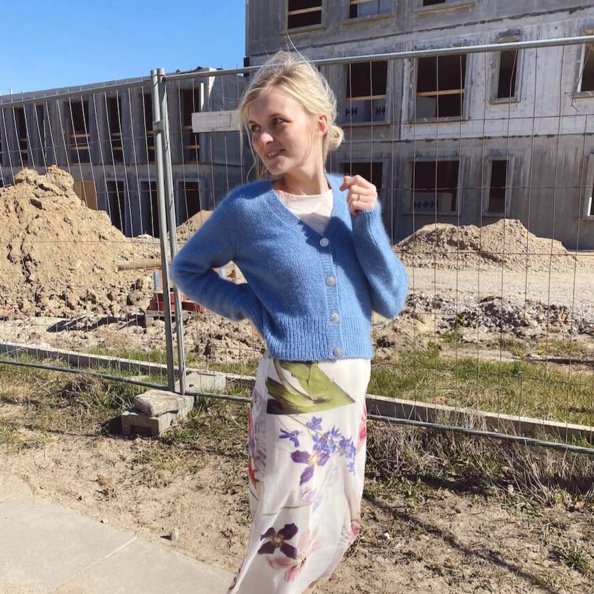 April Cardigan by PetiteKnit - Hard Copy Pattern – Knit and Living